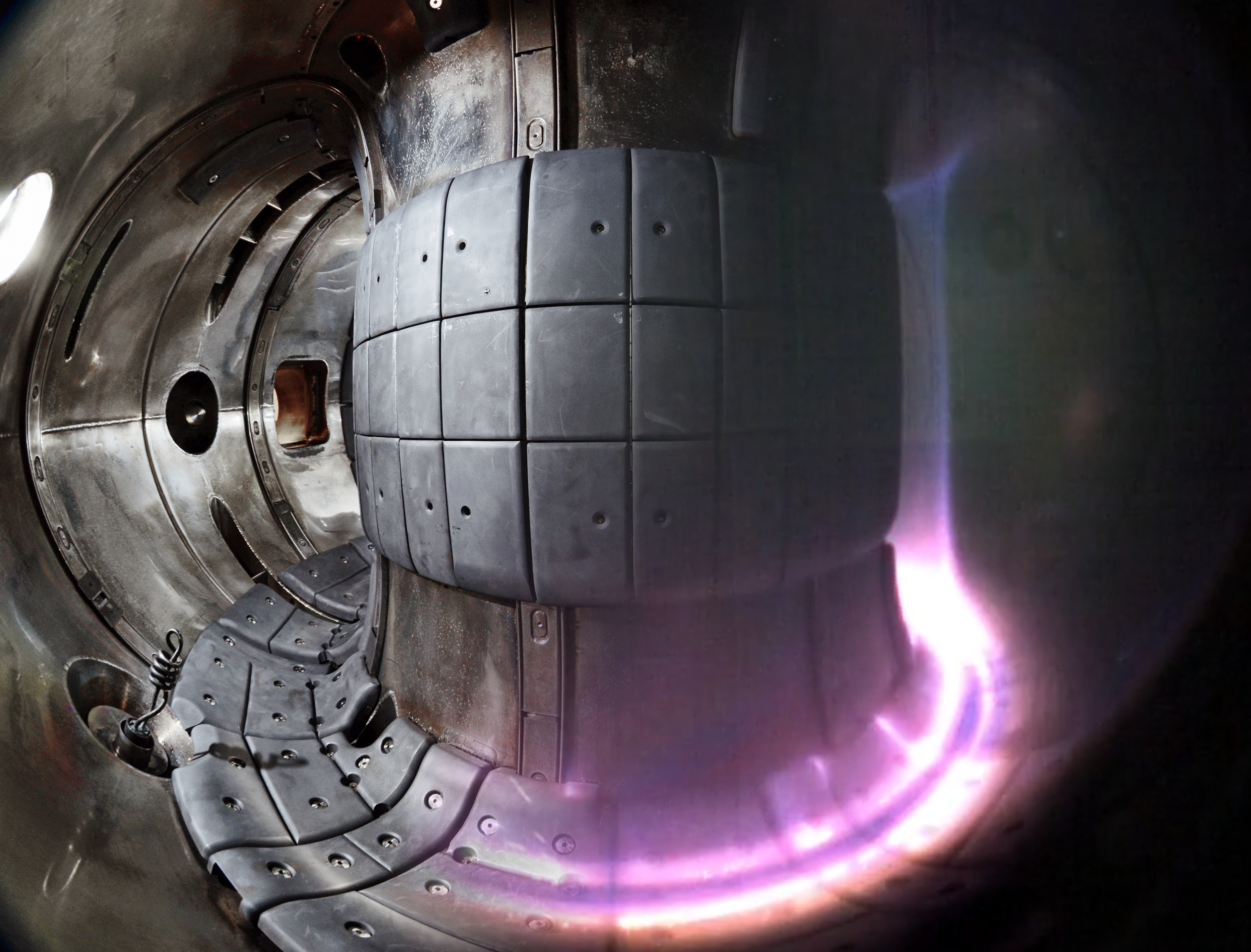 COMPASS – Velké výzkumné infrastruktury ČR