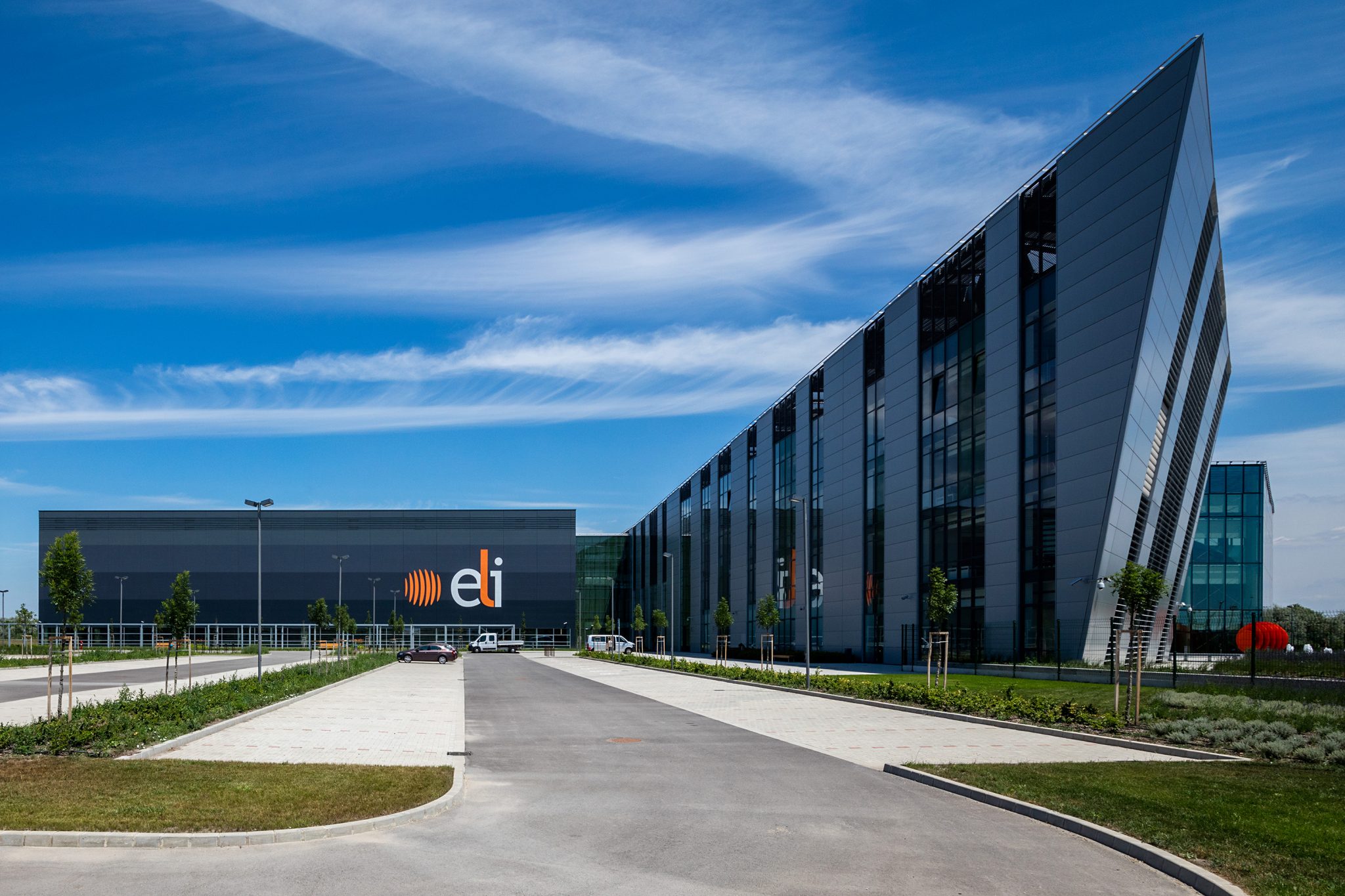 ELI ERIC has officially started the operations – Výzkumné infrastruktury